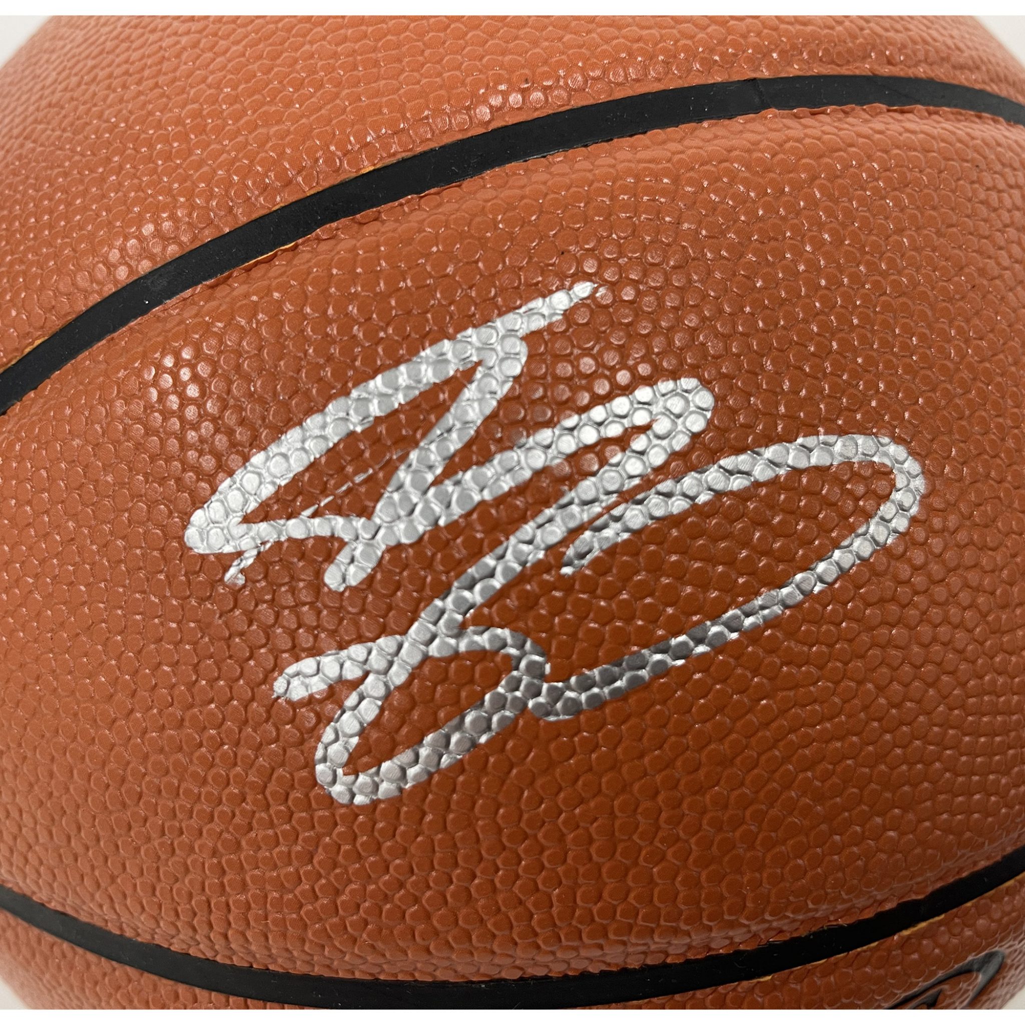 Basketball - Shaquille O'Neal Hand Signed Spalding Basketball (Beckett ...