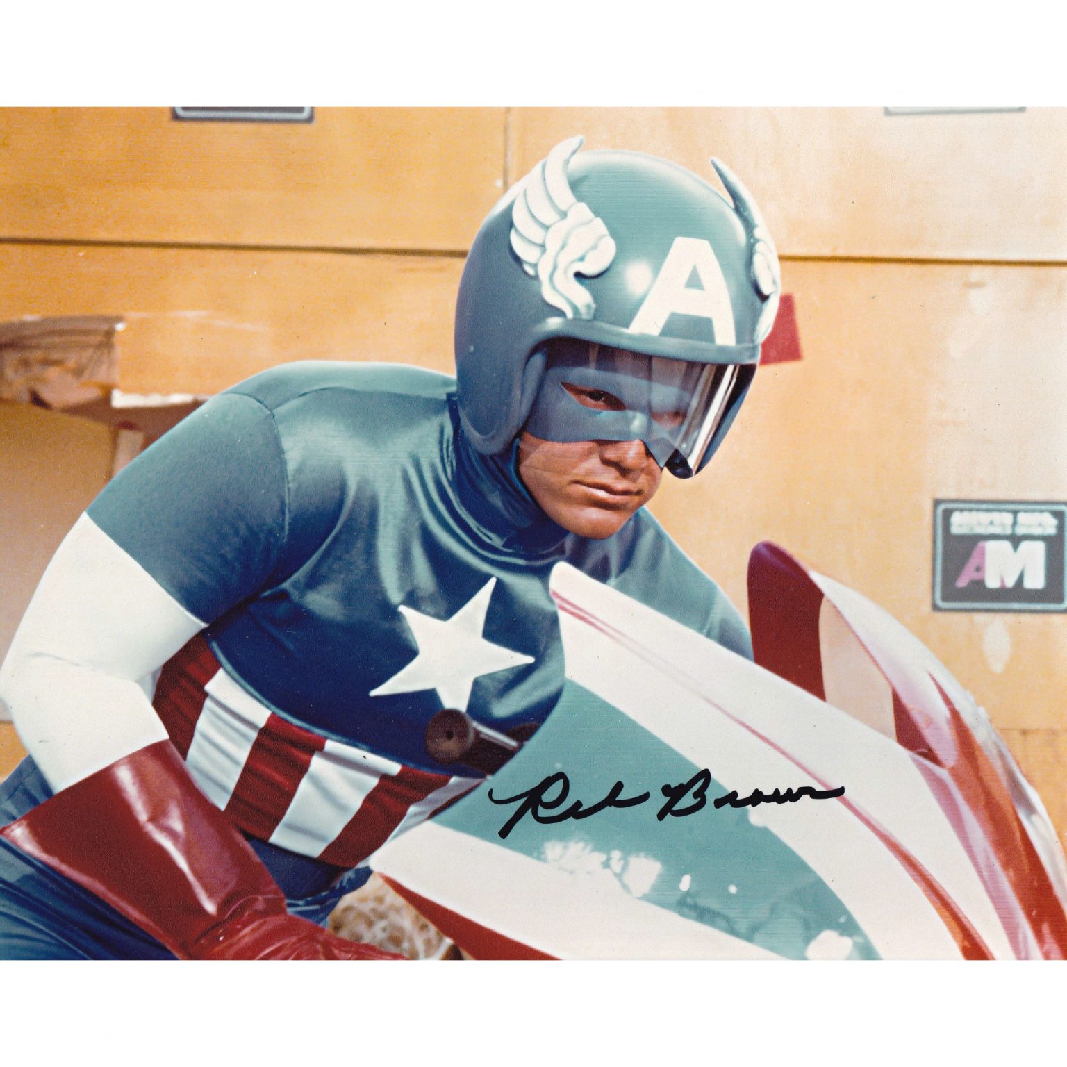 Reb Brown "Captain America" Signed & Framed 8x10 Photograph Display B ...